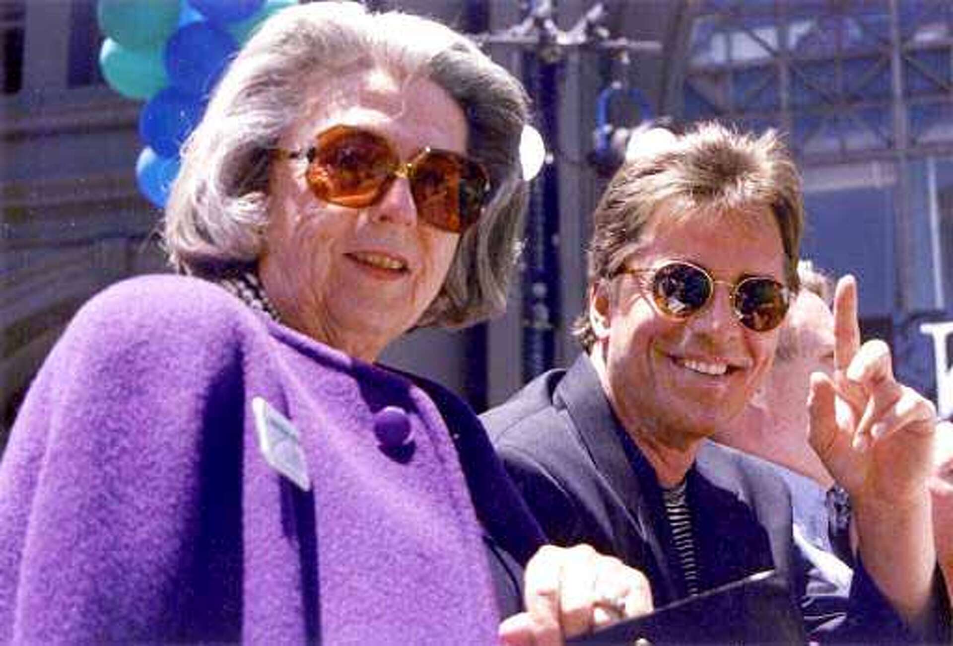 Chronicle's Pat Steger Dies / Wrote of S.F. Social Elite