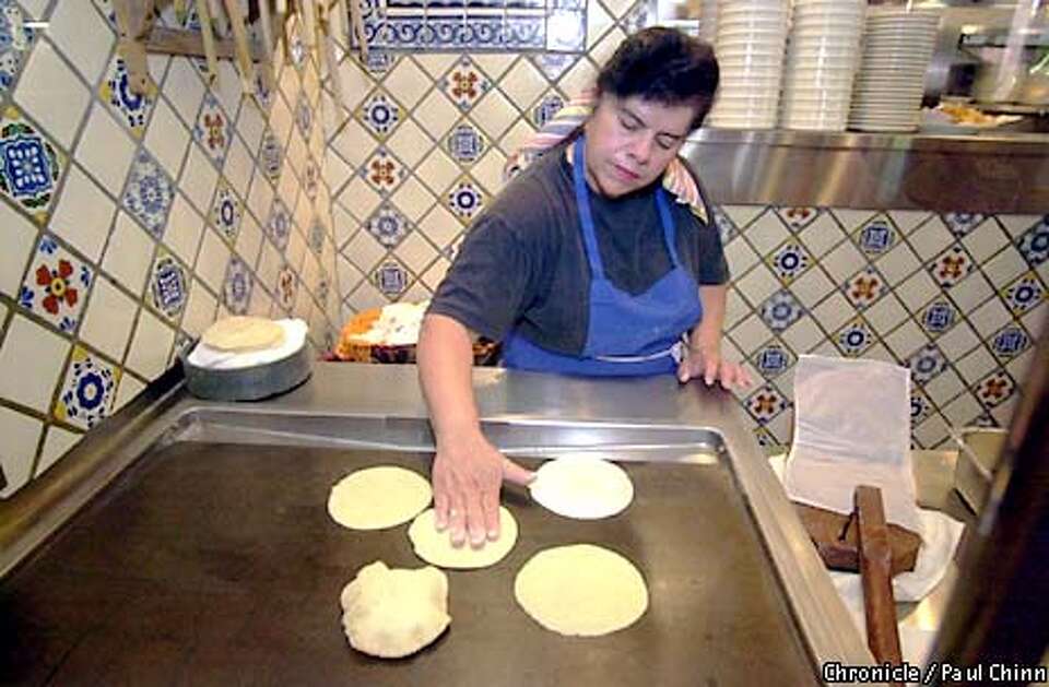 Tortillas a mano / One cook's quest for fresh tortillas leads her to ...