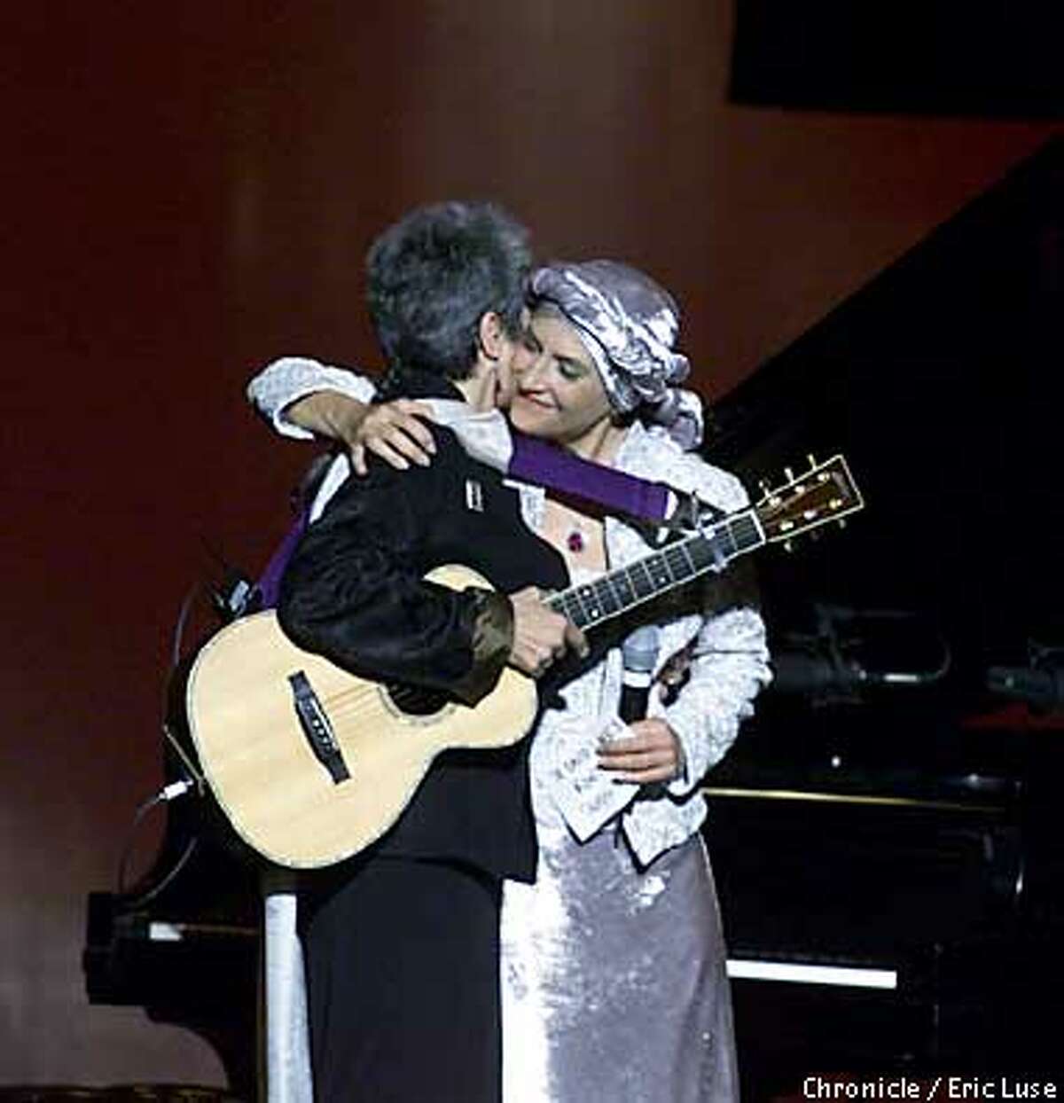 Folksinger Mimi Farina -- Bread and Roses founder / Gift of live music ...