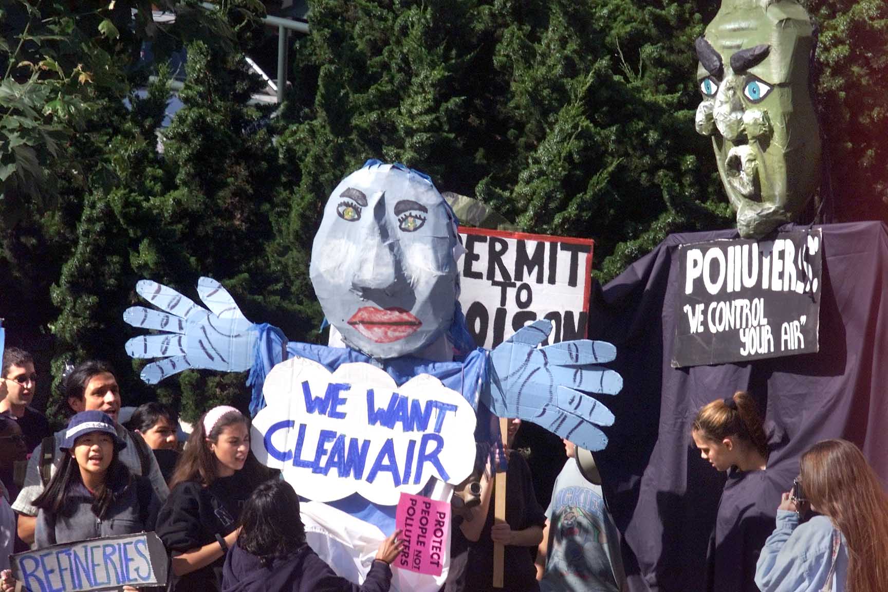 Bay Area smog reduction plan approved / Protesters complain remedies ...