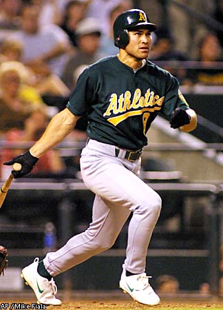 Hudson holds down Arizona / Another gem makes A's .500