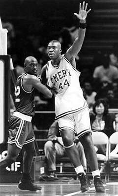 Professional Vagabond / NBA eludes state's all-time prep scorer Darnell ...