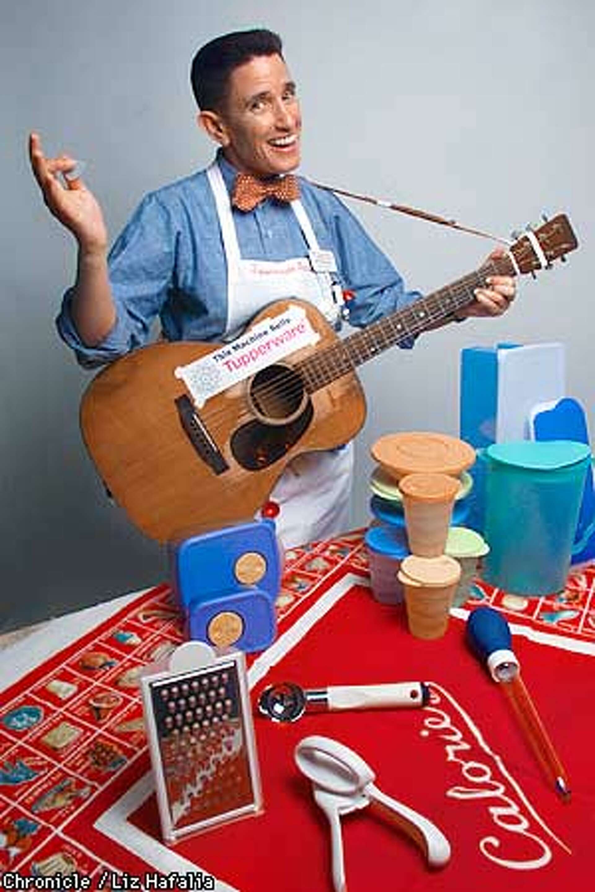 A PASSION FOR PLASTIC / Lesbian folksinger Phranc's career in ...