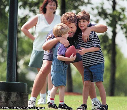 Labor Group Wants to Organize Tech Temp Workers / It seeks benefits ...