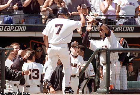Giants lose Estes, drop Mets again / Tendinitis lands lefty on DL ...