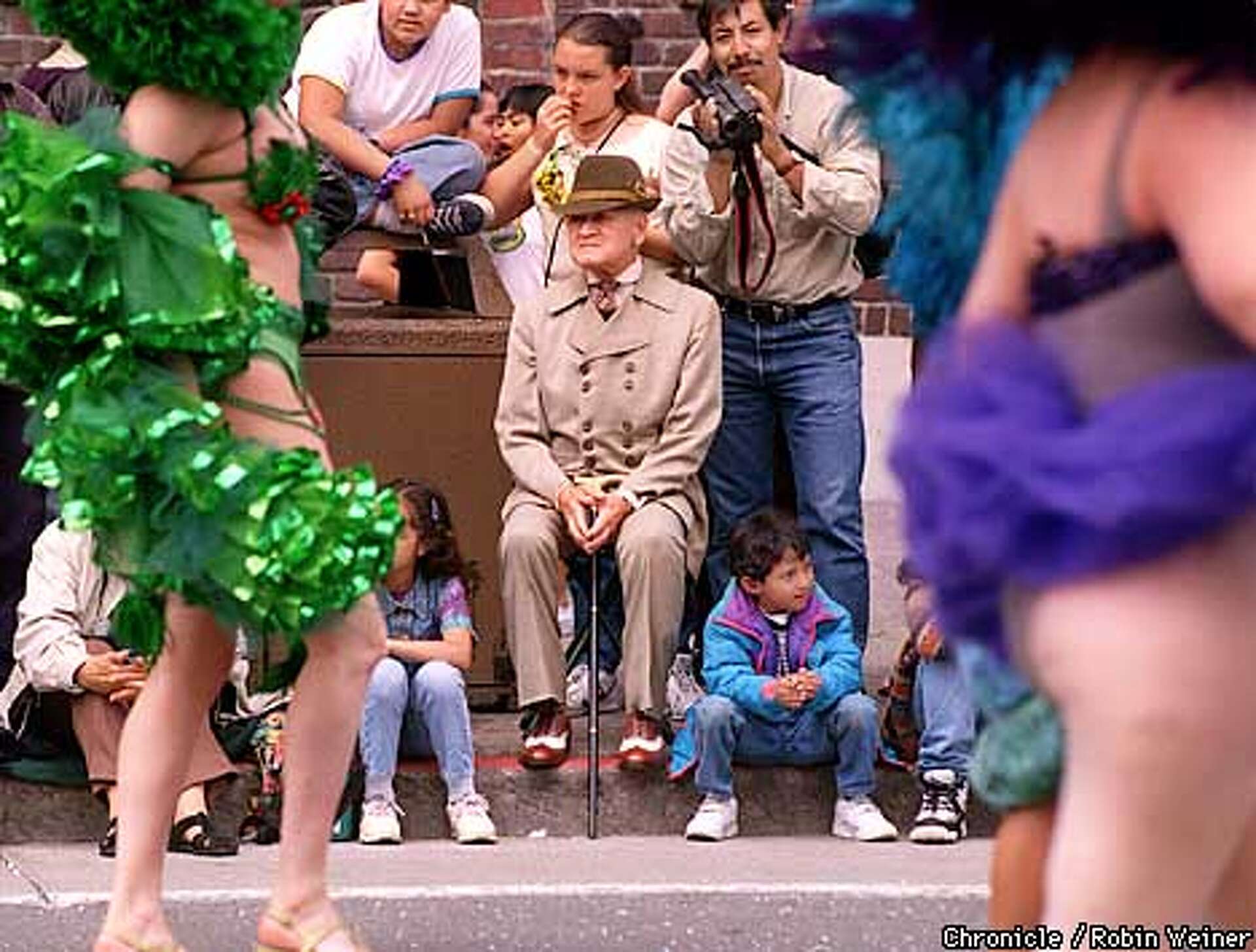Parade of dissent, disgust follows Carnaval across S.F. / Festival's ...