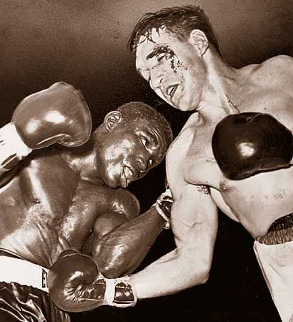 Fighting chance / Once a thriving local draw, boxing fans struggle to ...