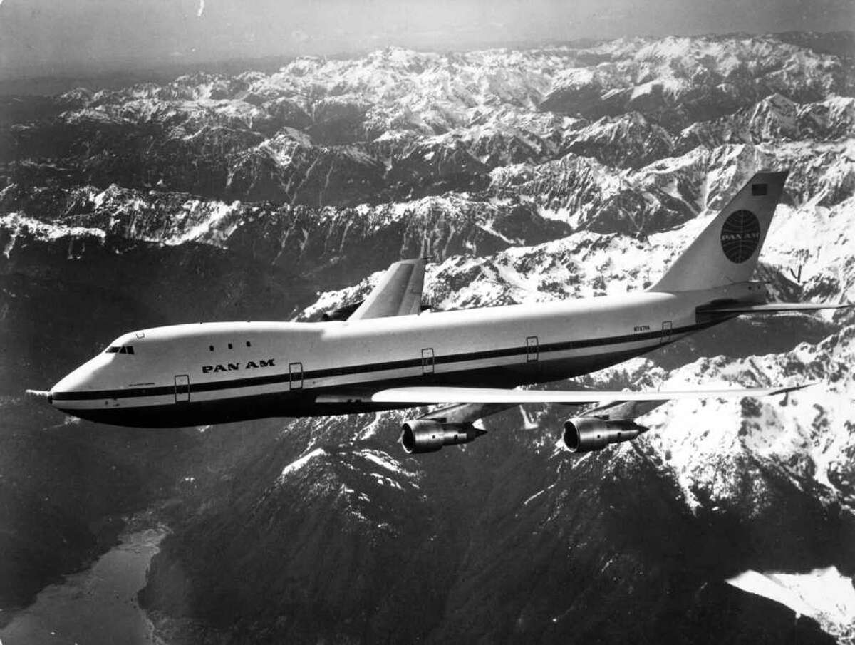 Boeing jetliners: Then and now