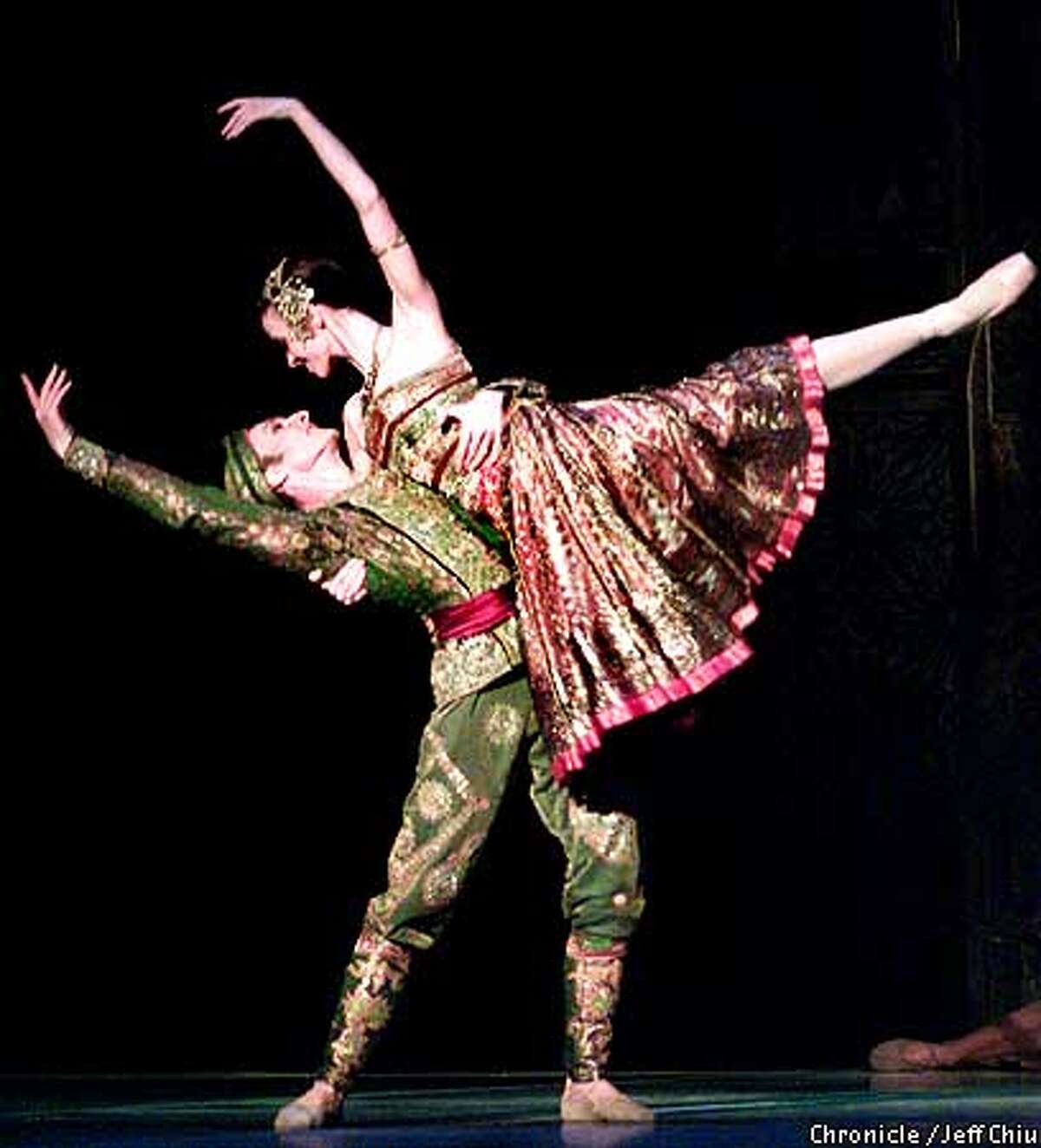 Sublime / Paris Opera Ballet's San Francisco debut approaches perfection