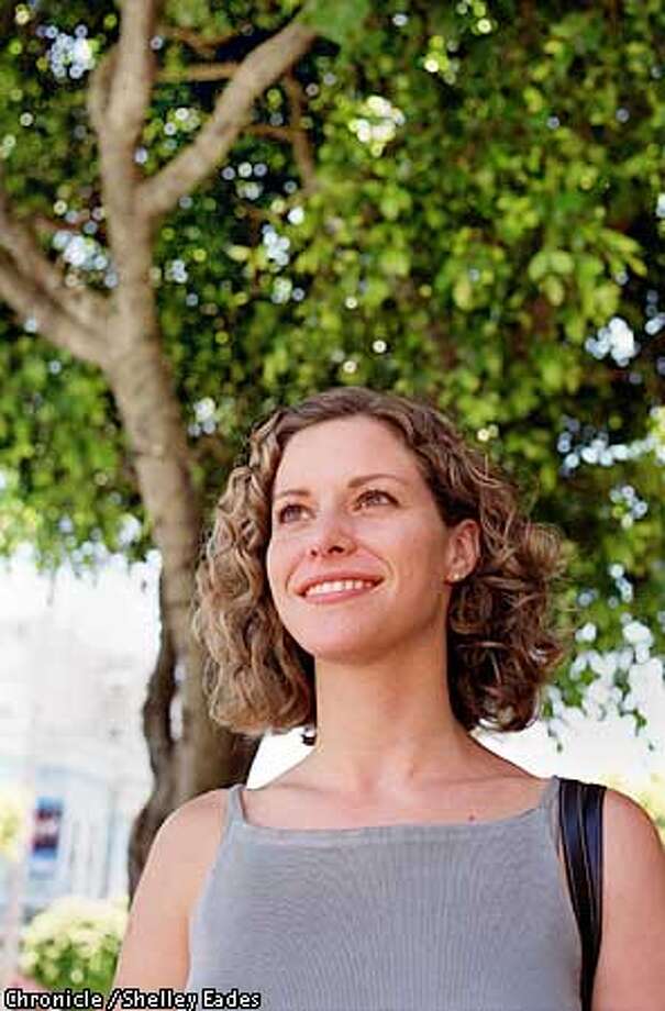 'Survivor' deserted again / 6 co-stars close ranks against S.F. lawyer ...