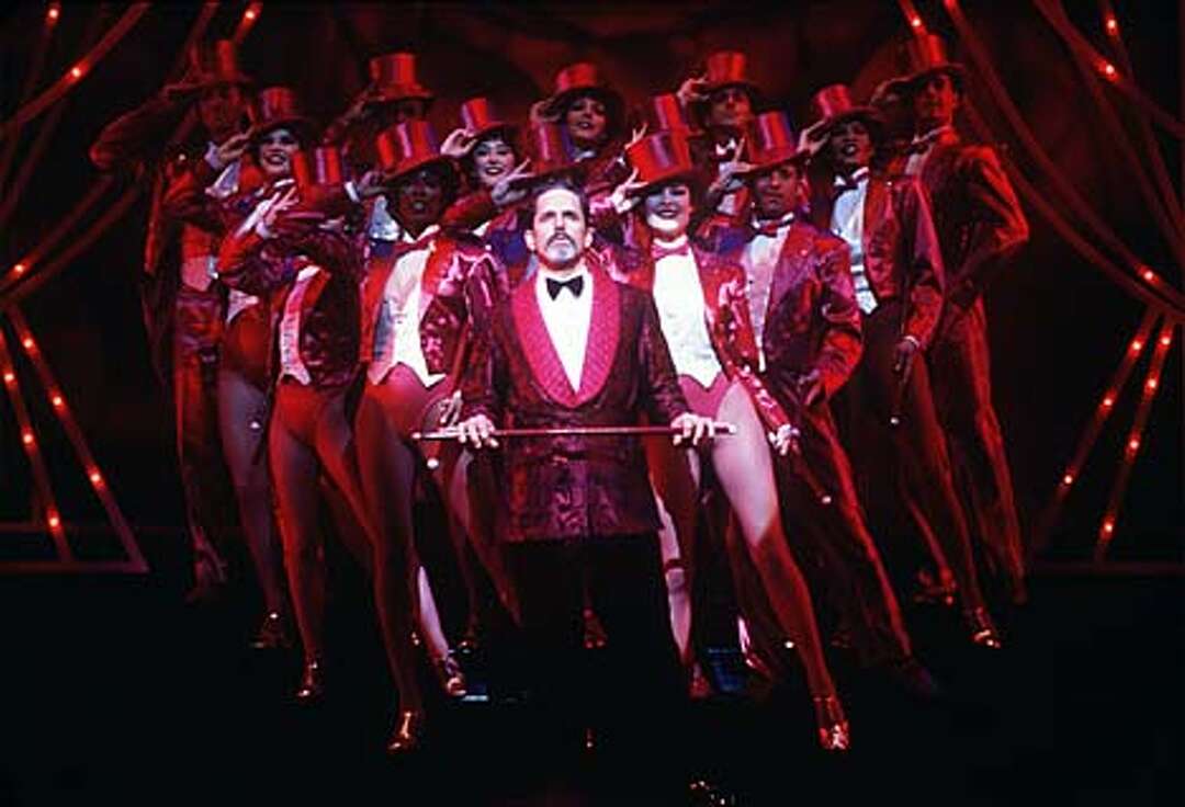 'Follies' has new spring in its step / Stirring revival links past and ...