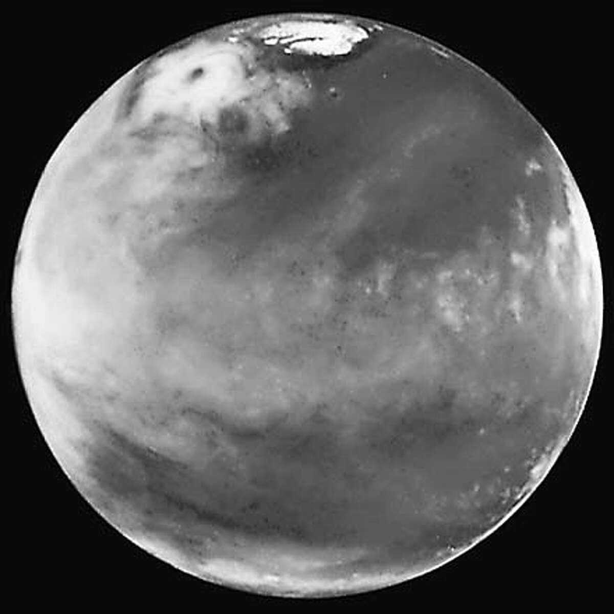 Monster Storms Blow Across the Red Planet / Cyclone's winds estimated ...