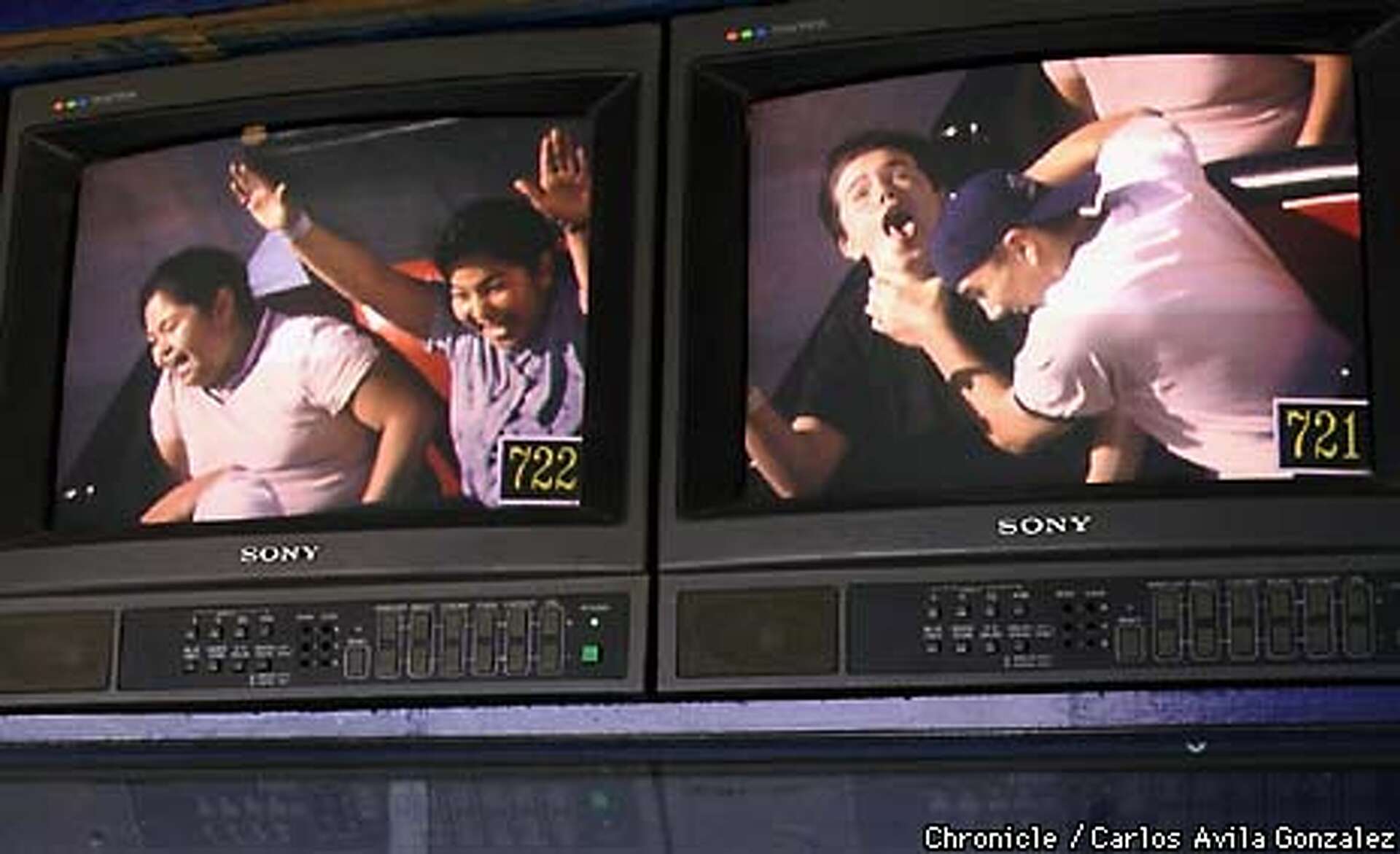 DIAMOND DIPPER / Santa Cruz's gem of a roller coaster turns 75 years old