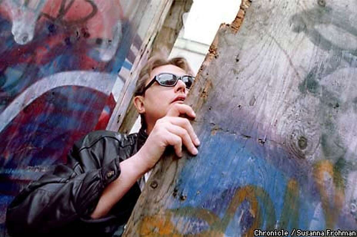 America in Ruins / James Fee captures signs of a decaying nation in his ...