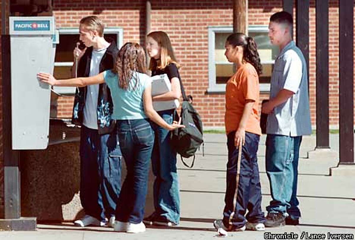 Antioch High Shooting Threat / Hundreds kept out of class for day