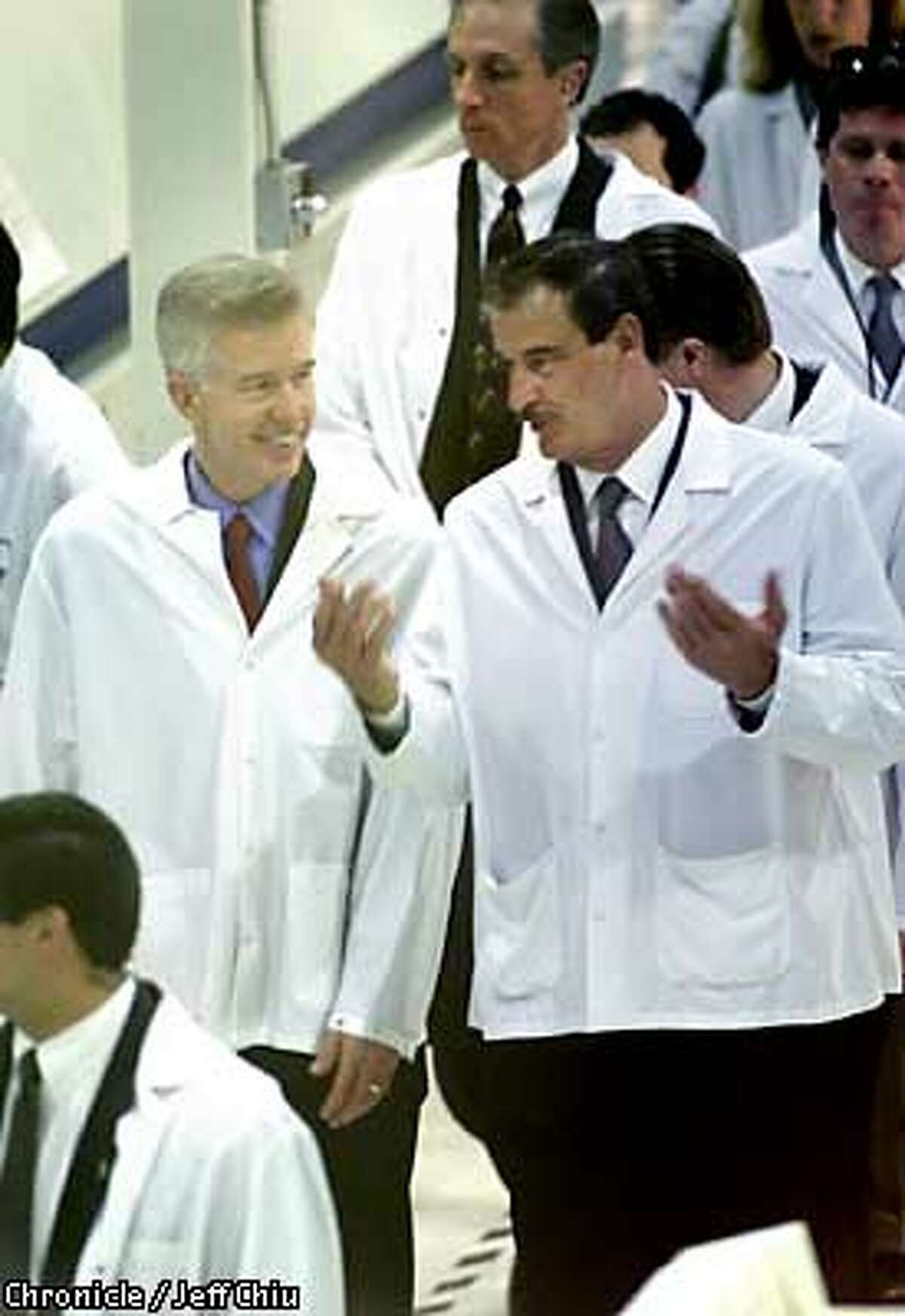 Border Should Join, Not Divide, Fox Says / Mexican leader begins state ...