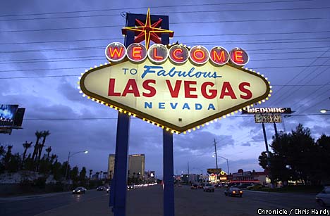 VIVA LOST VEGAS / Searching the swankier side of town for the swinging ...