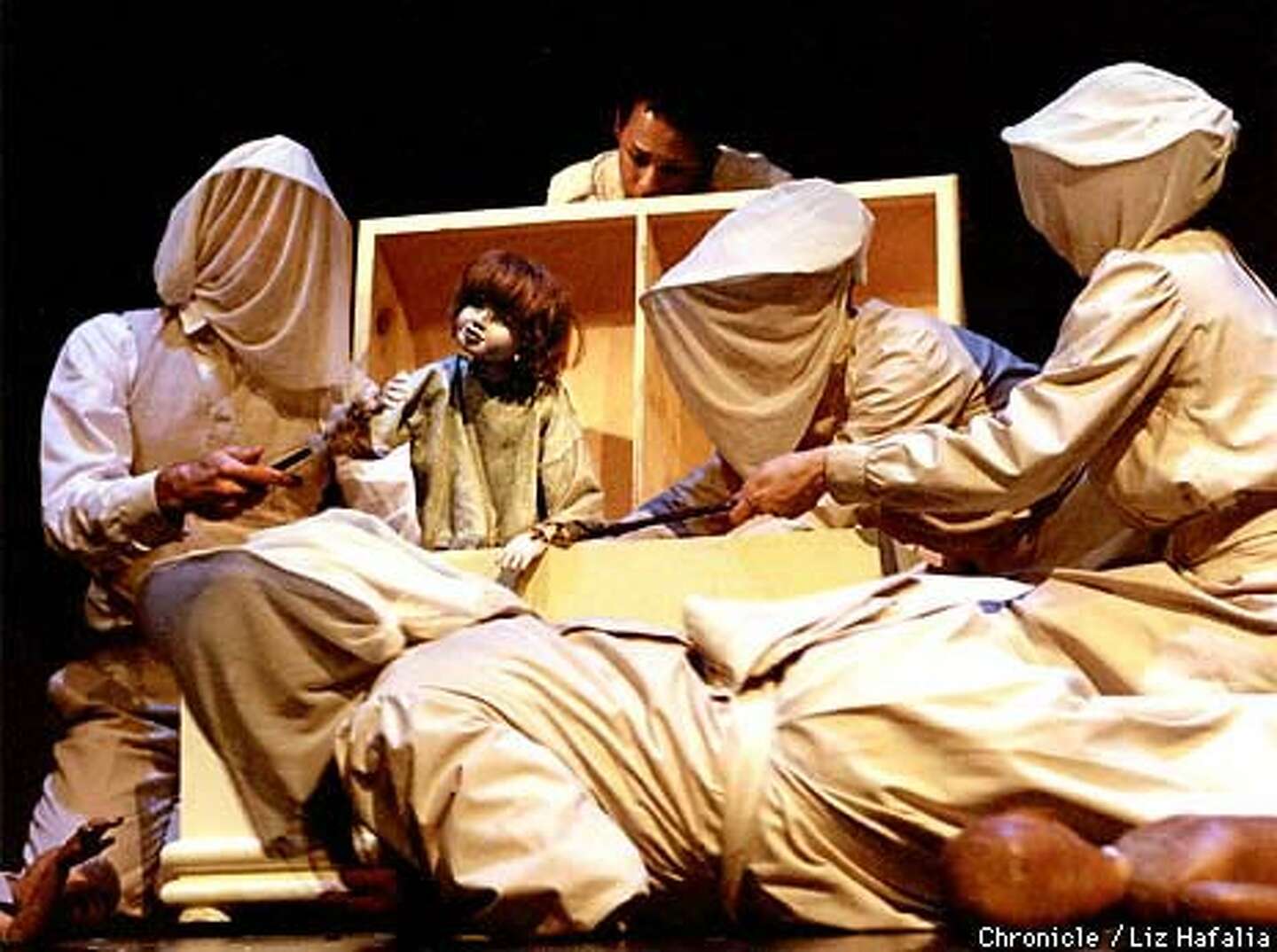 Puppet `Peter and Wendy' Soars / Heroic version of kids' tale in Berkeley