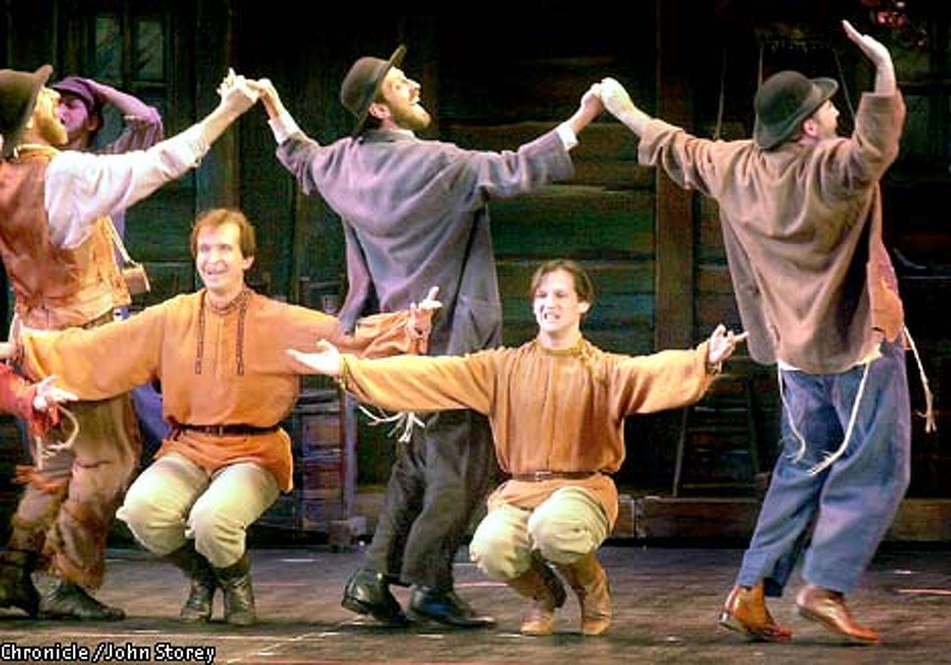 'Fiddler' and Bikel Live Up to Tradition / Dances staged superbly, but ...