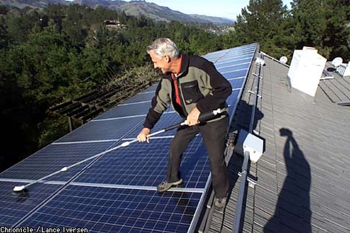 Solar Panels Give Power to The People / Electricity crisis spurs new ...