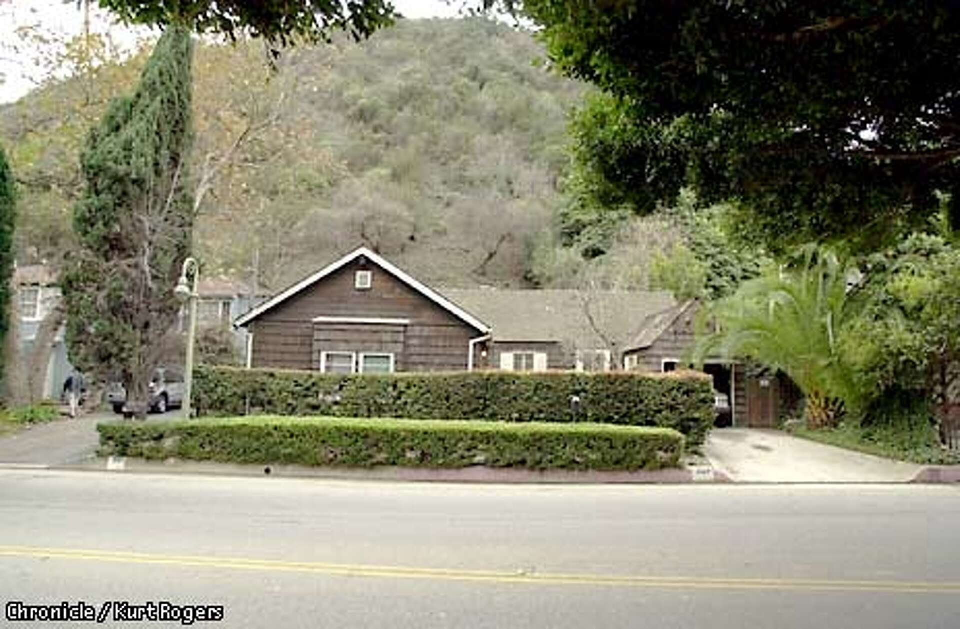 A Meeting Of Two Mysteries / Could slain writer Susan Berman have shed ...