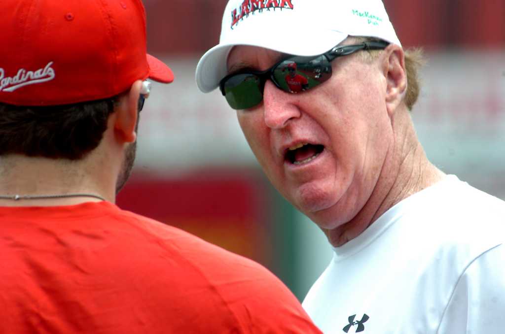 Lamar baseball picked for middle of SLC pack