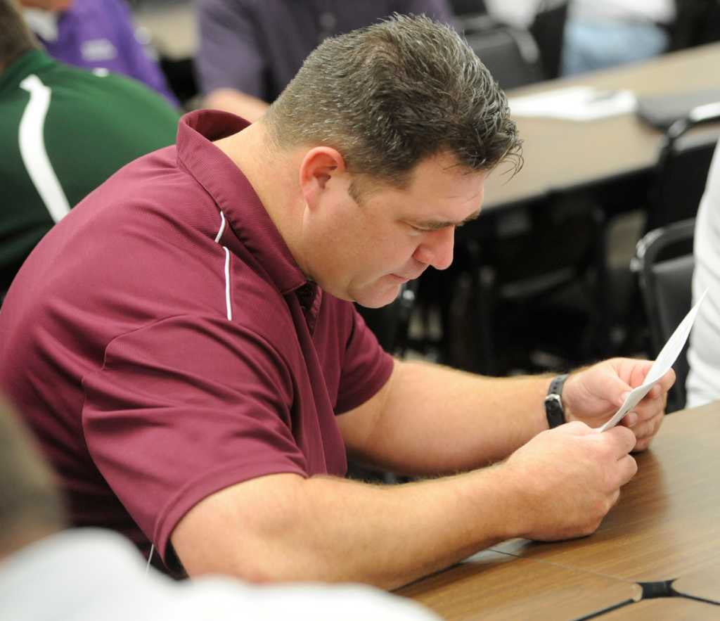 Jones leaves post as football coach at High Island; West Hardin names ...