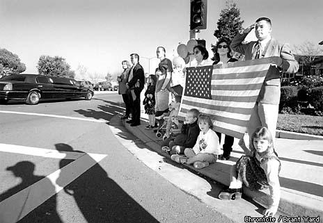 Heartbroken Goodbye / Slain Alameda County sheriff's deputy gets a ...