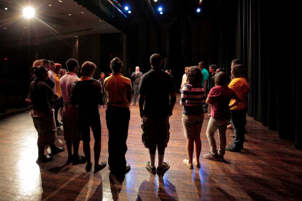 Sharpstown gets help setting stage for musical