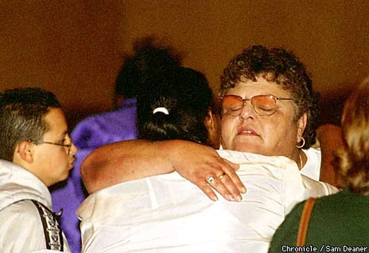 Pittsburg High Students Mourn Slain Teen / 2nd witness reports seeing ...