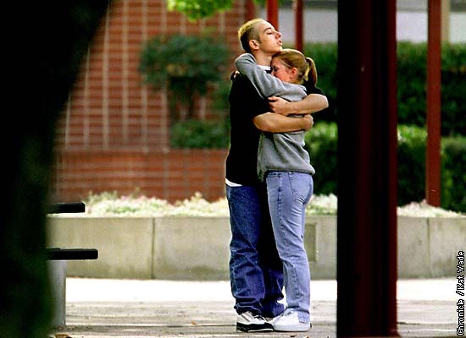 MOURNING ONE OF THEIR OWN / Pittsburg High students try to cope with ...