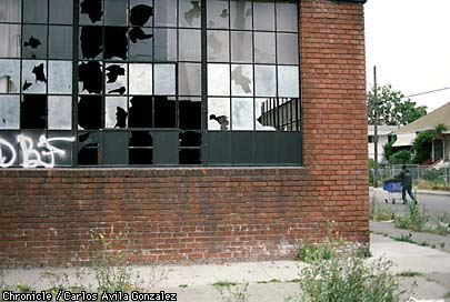 Oakland Takes Fight Over Blight To New Level / Tough action worries ...