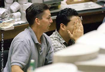 Panic Hammers Market / Dow falls 513 -- tech stocks lead the way