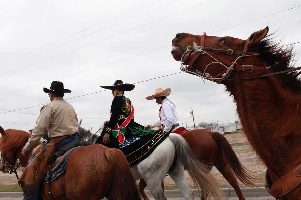 Riders from Piedras Negras aim to 'make it Mexican style'
