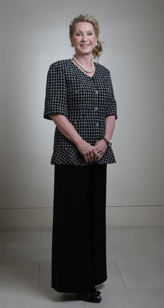 Best Dressed: Carol Linn