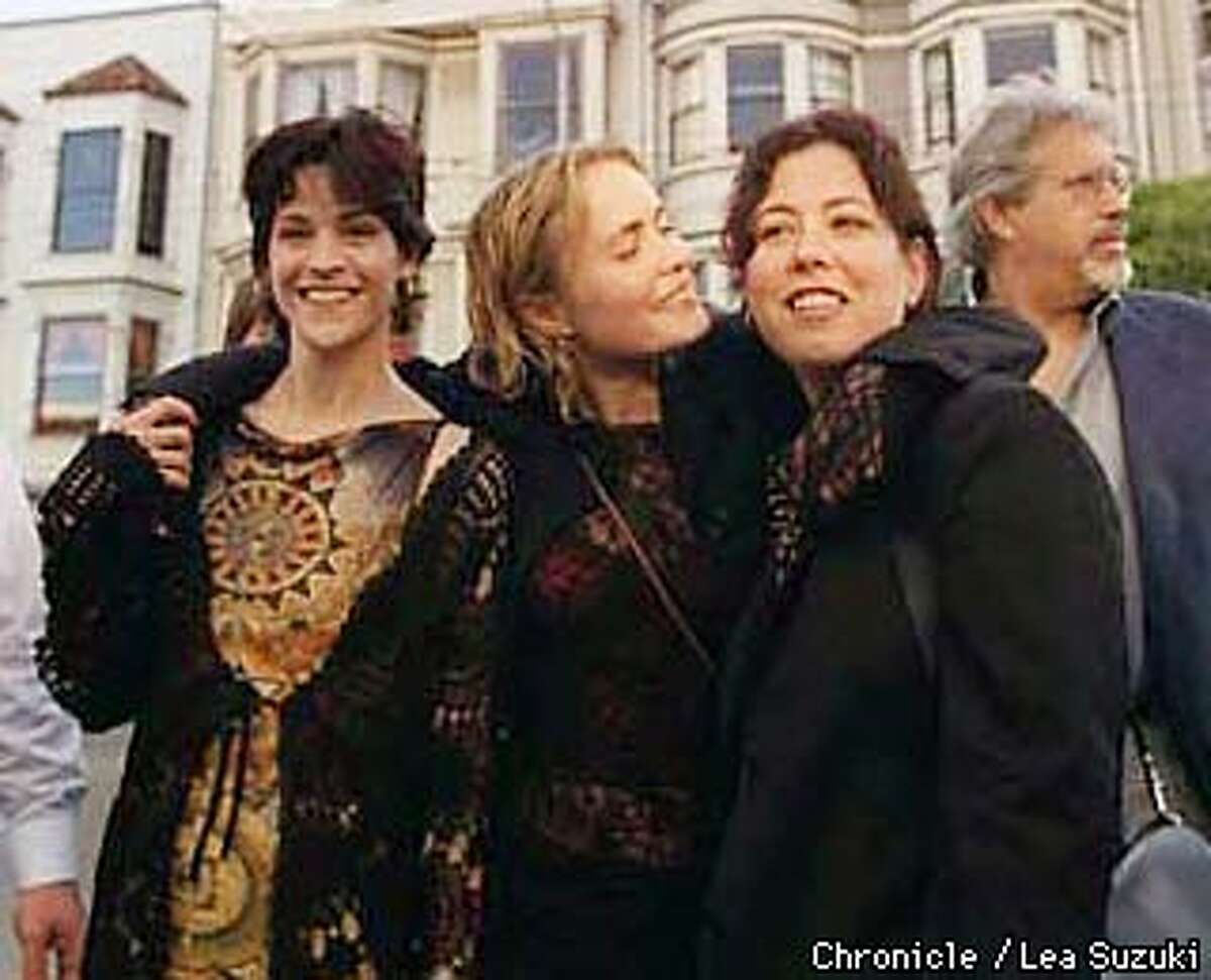 Festival Opens on a High Note / Sheedy, Mitchell lend star power as ...