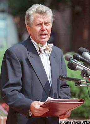 INDEPENDENT COUNSEL ONLINE / Donald Smaltz is the first to set up a Web ...