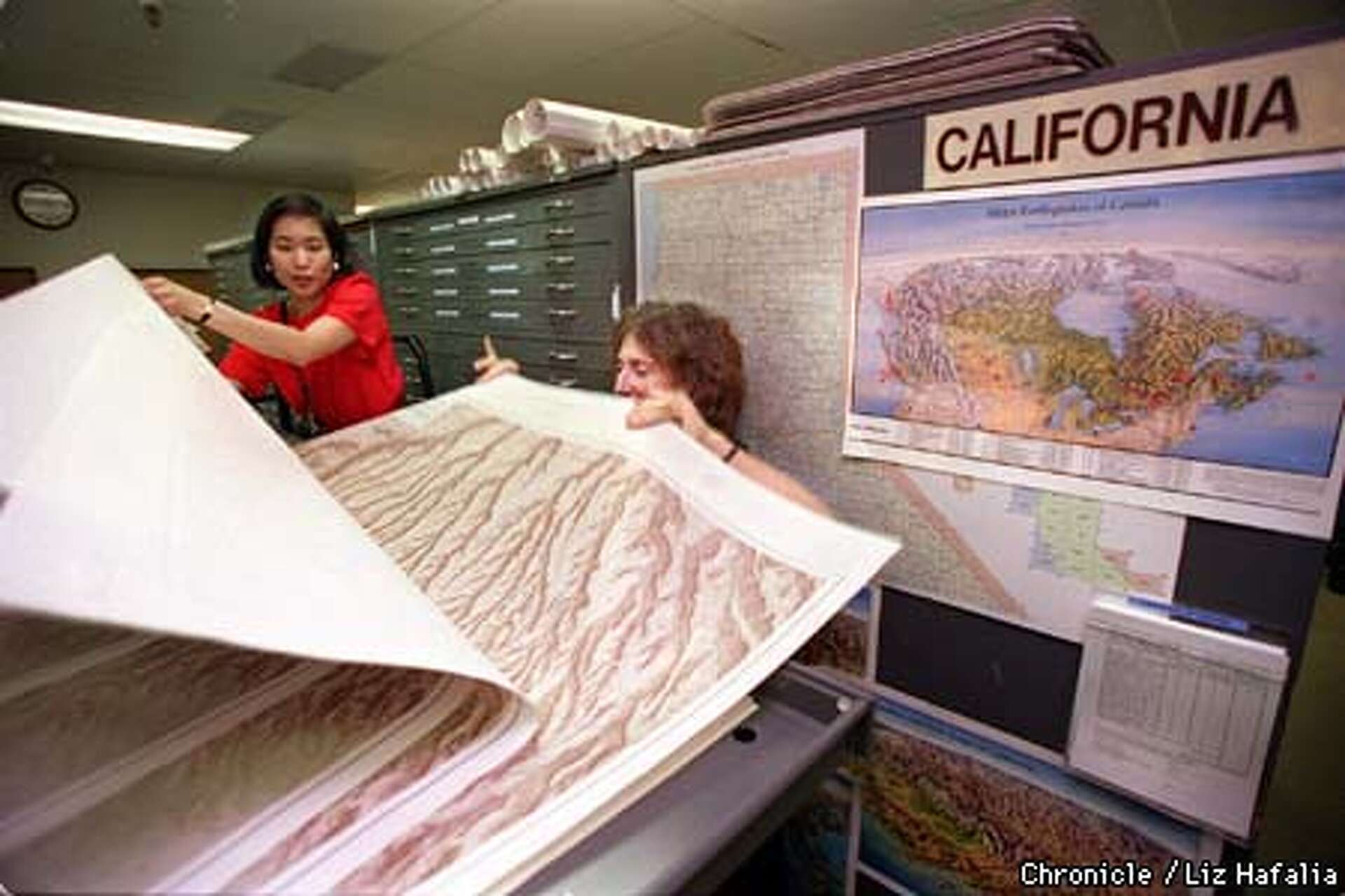 A Treasure of Maps, Aerial Photos To Be Found / Menlo Park center ...