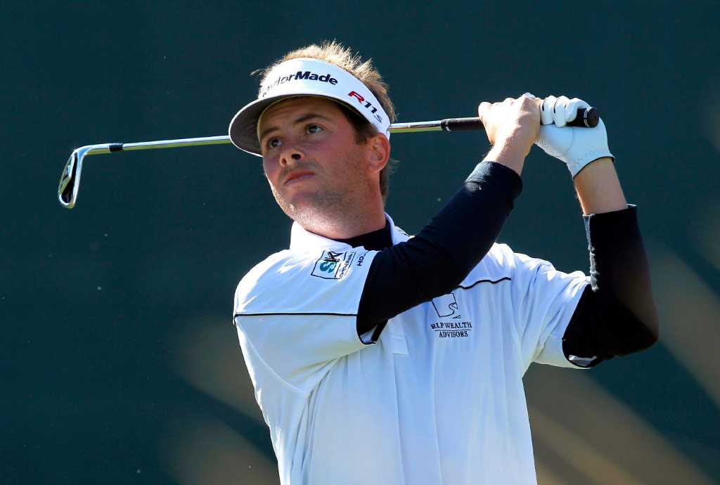 Golf: Levin grabs lead of suspended Phoenix Open