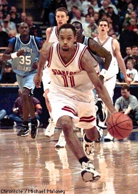 In the Shadow of Knighthood / Lee's heroics can't shake his predecessor