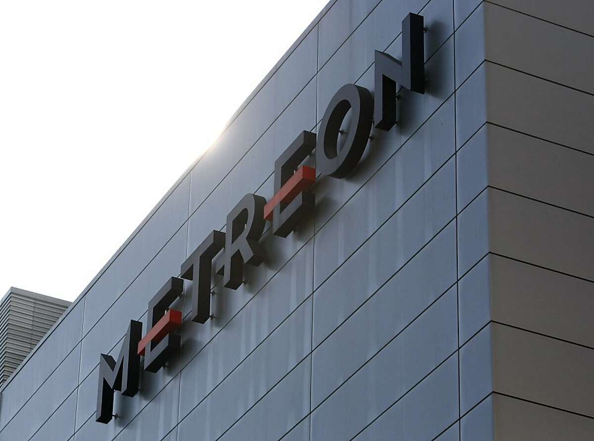 Renovated Metreon opens doors to public