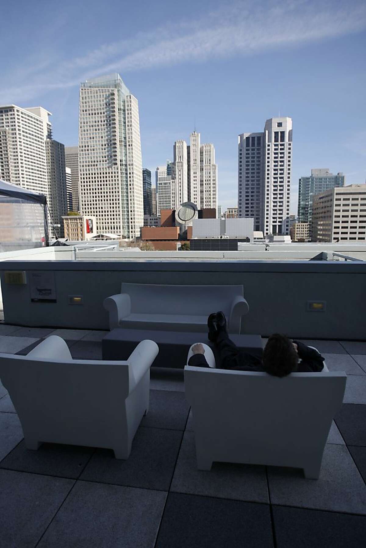 Renovated Metreon opens doors to public