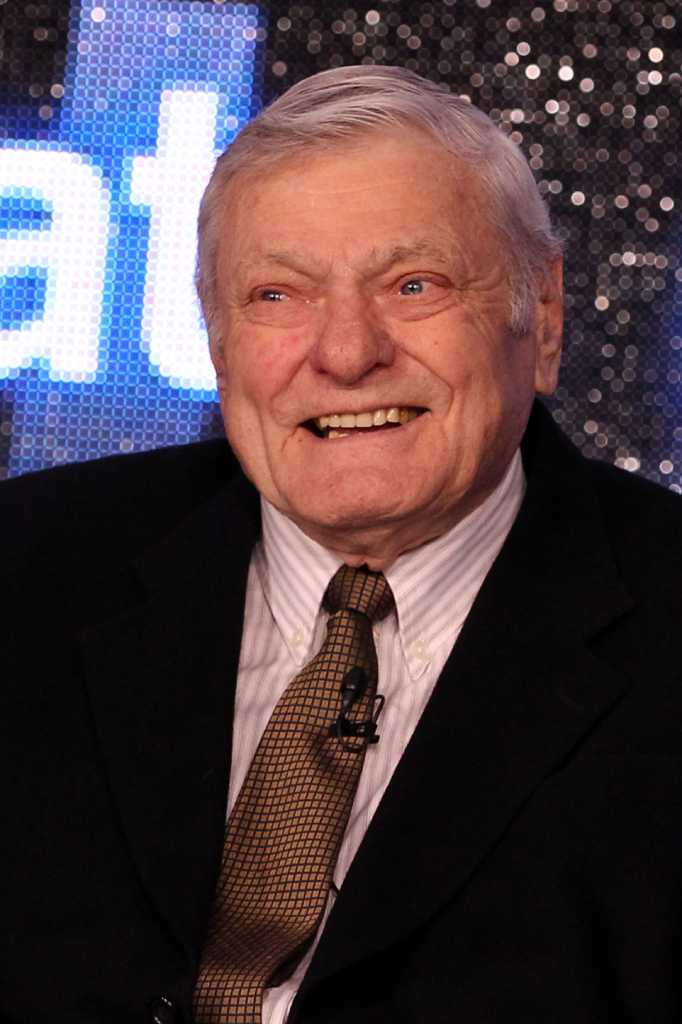 Pro Football Hall of Fame: Martin heads up class of 2012