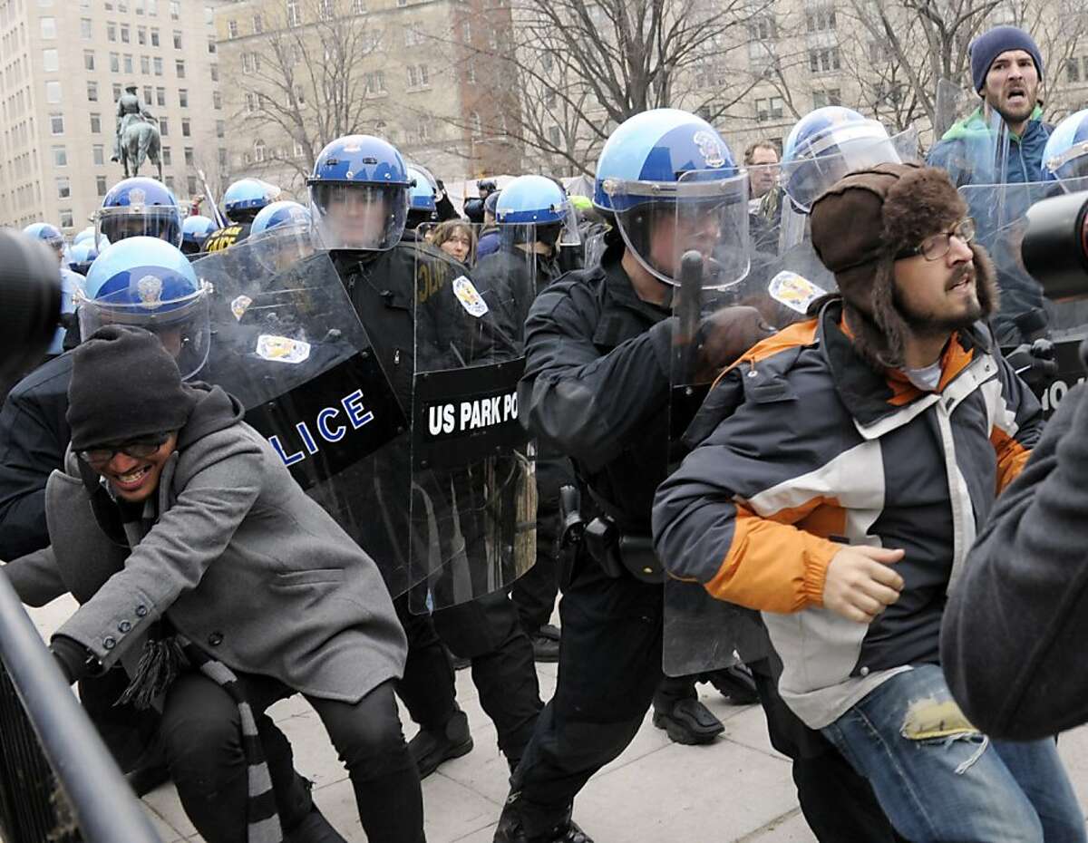 Police clear Occupy DC tents from Washington park