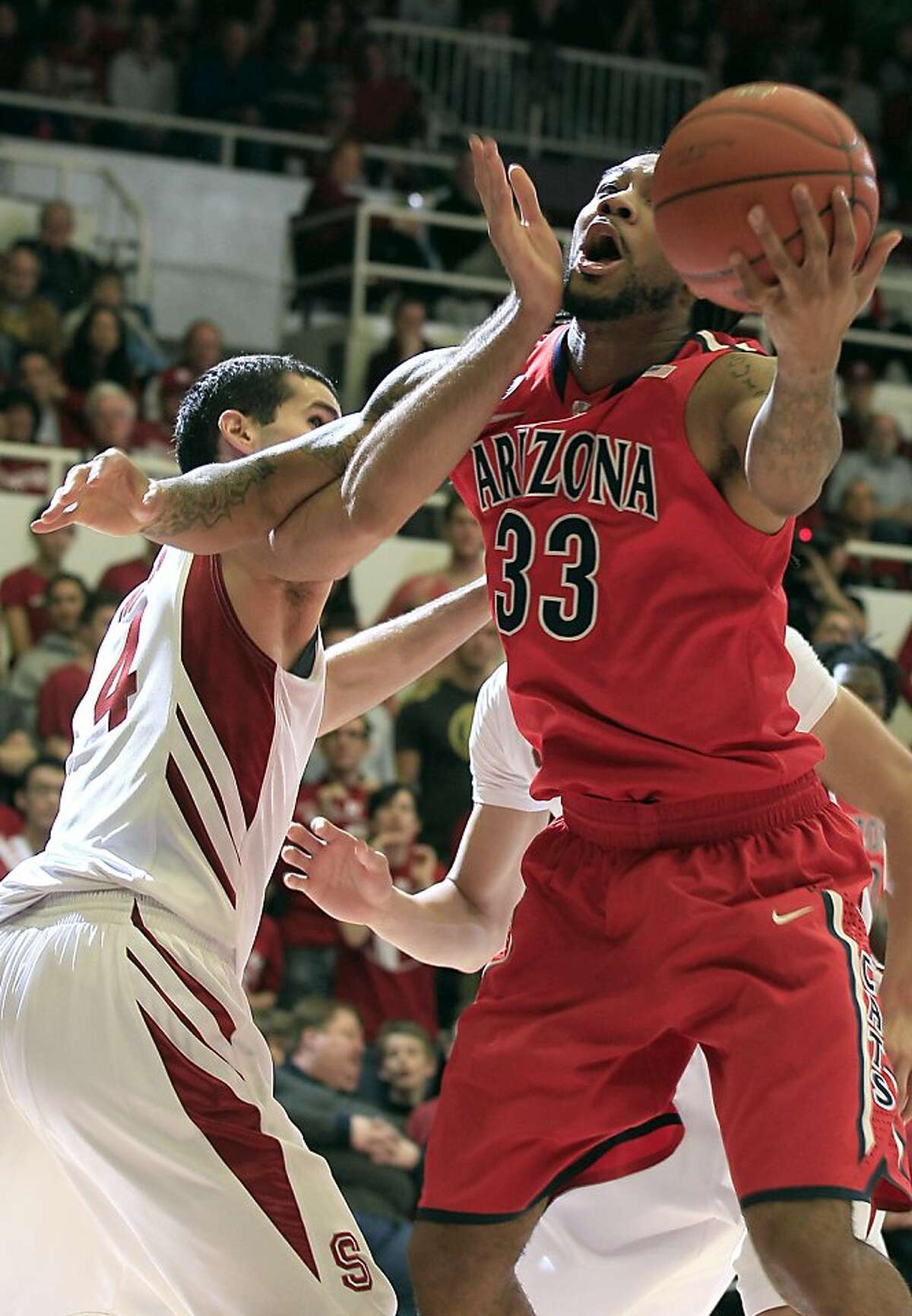 Stanford goes cold in 56-43 loss to Arizona