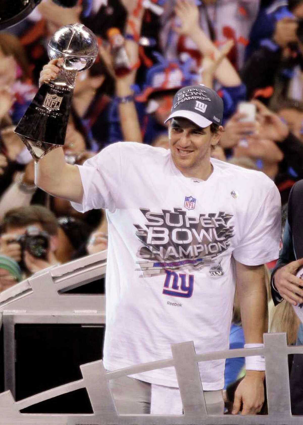 Eli drives off with MVP
