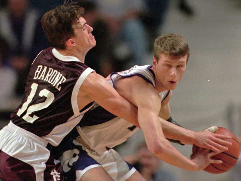 UH basketball: SIU-Edwardsville's Brian Barone familiar with Cougars