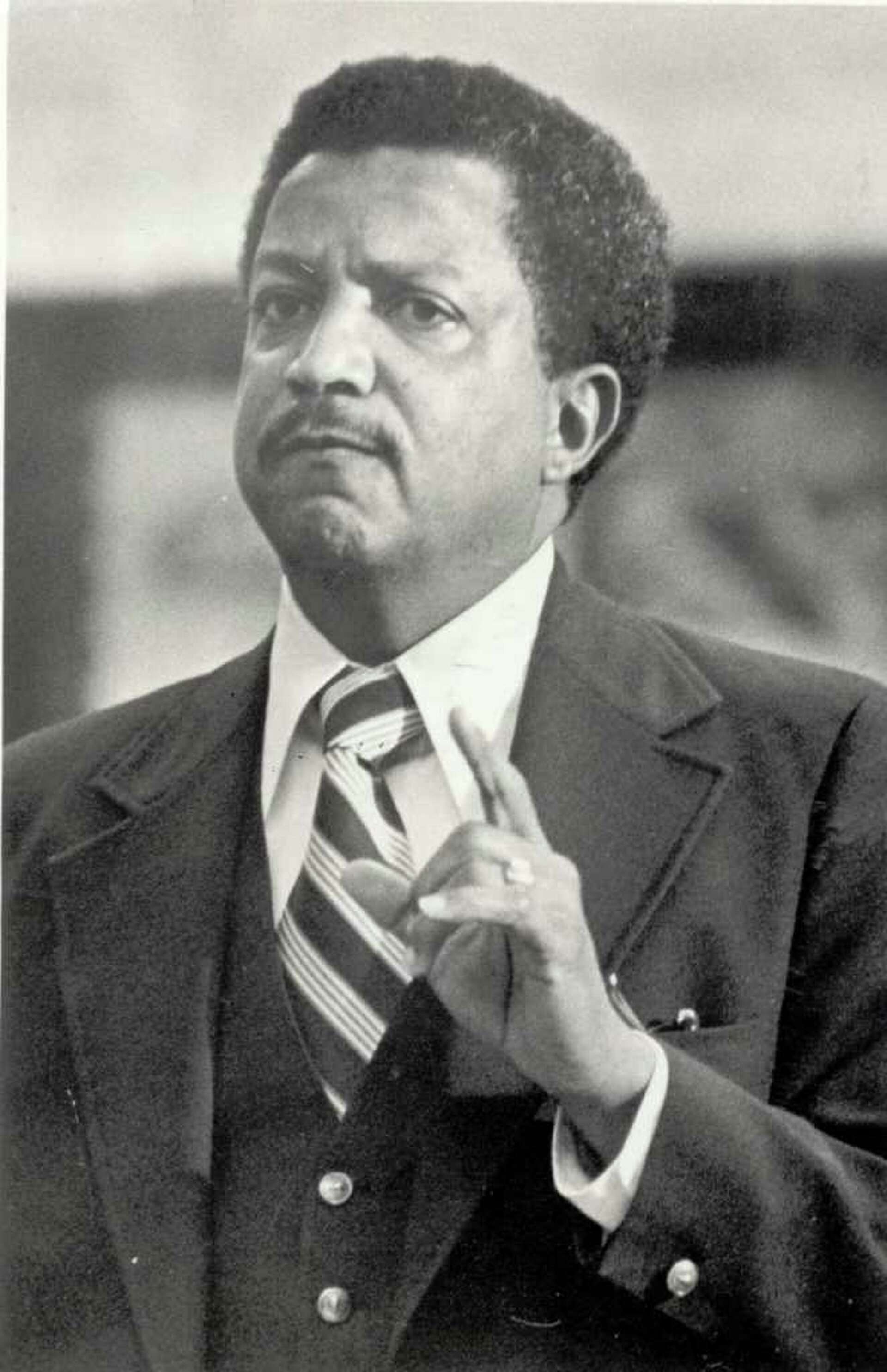 Rep. Al Price remembered as an officer and a gentleman