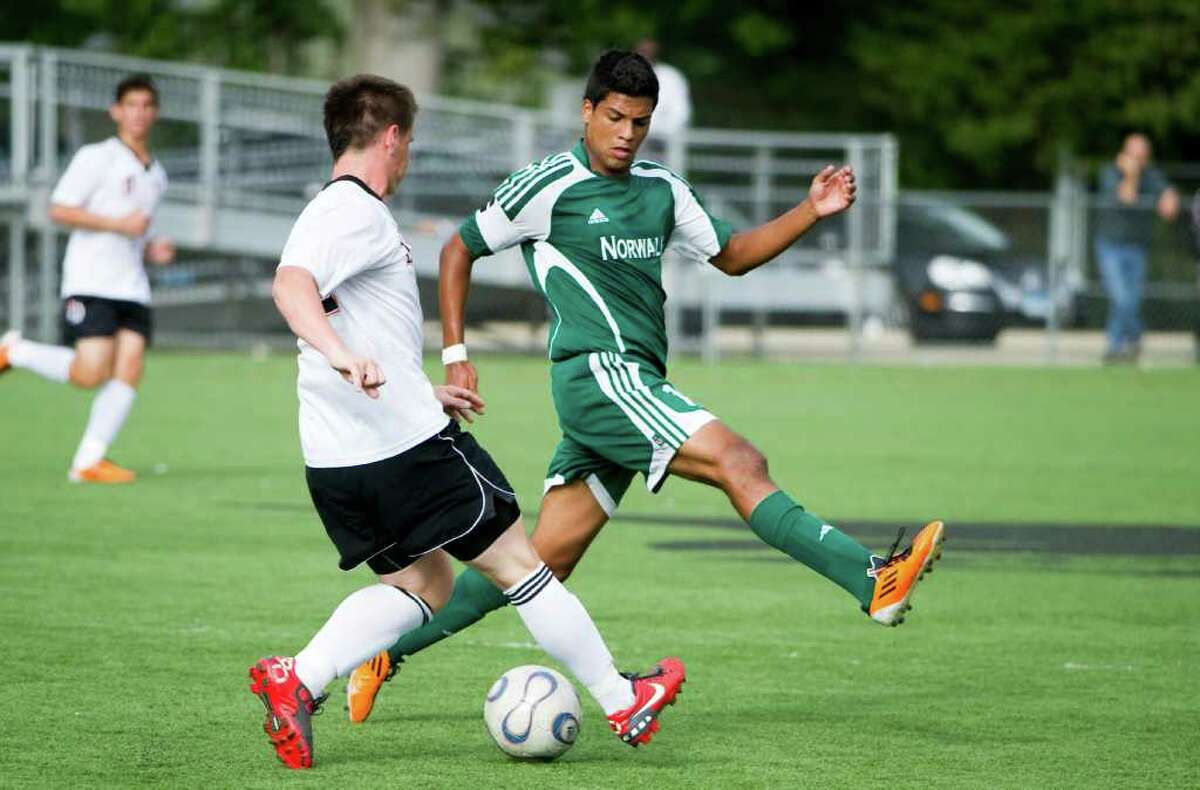 Norwalk's Zuniga scores spot with UConn