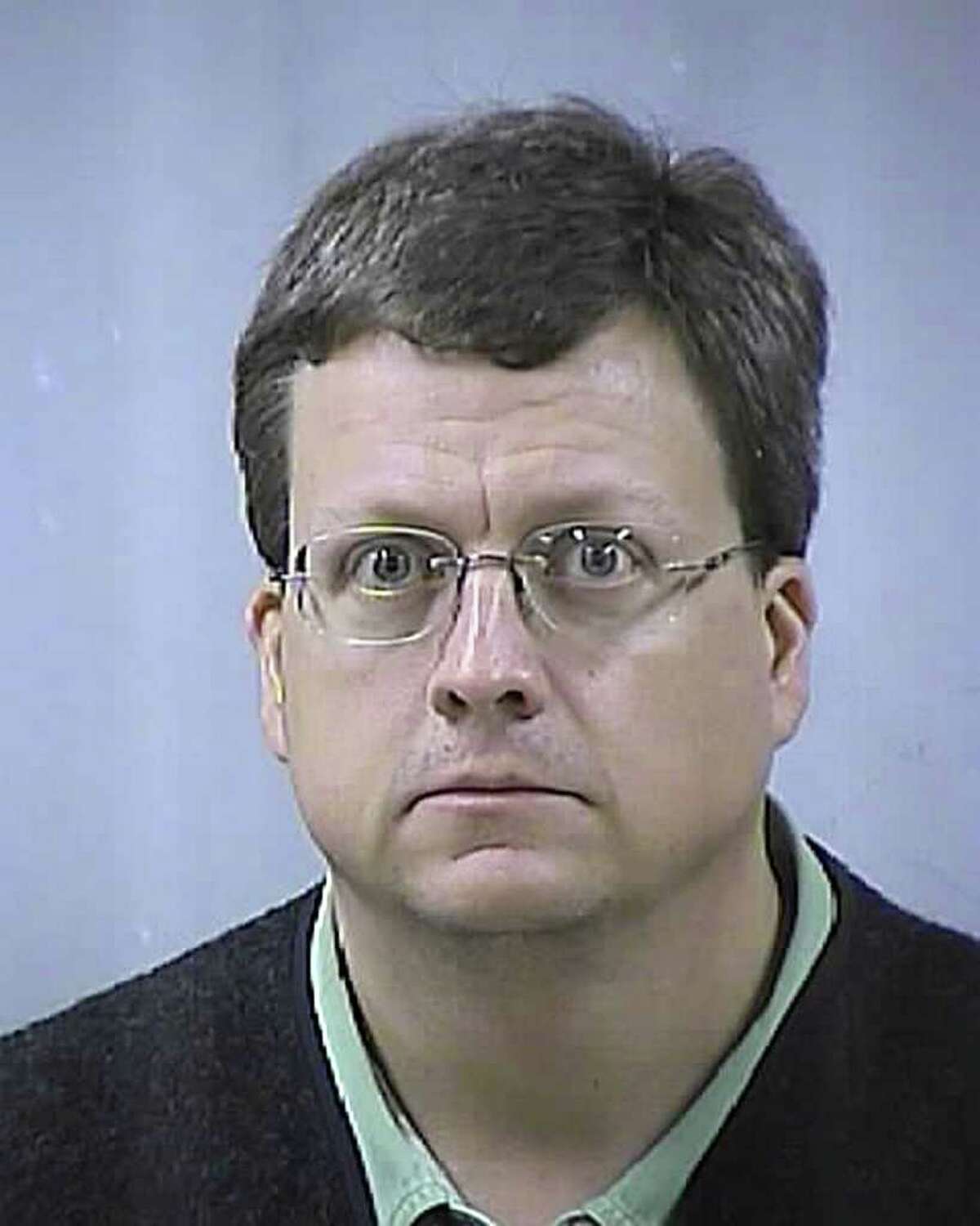 Ford's defense: Cell records are an alibi